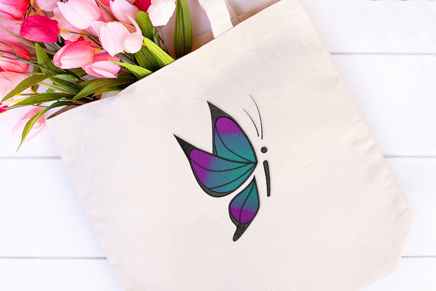 Flying Butterfly with Gradient Wings Embroidery File – Designed by Geeks