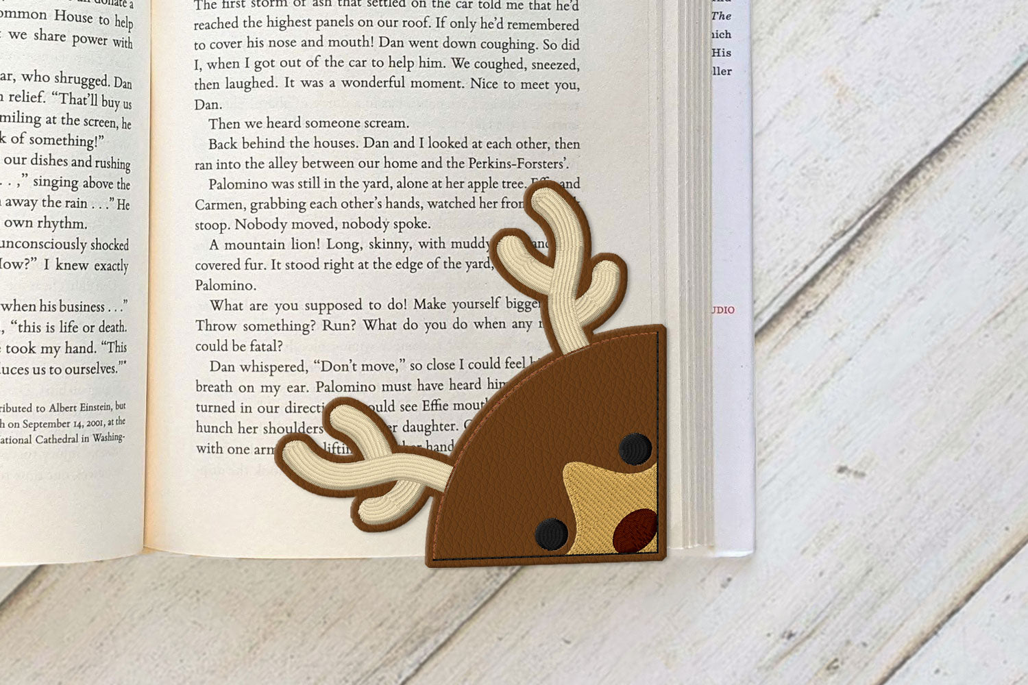 Reindeer Face Corner Bookmark ITH Applique Embroidery File – Designed ...